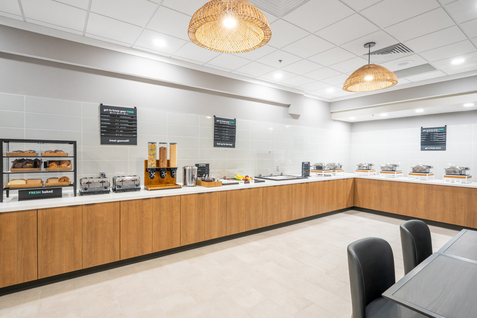 HIBTB_Buffet_3 - Lafayette Hotels | Visit Maine and New Hampshire
